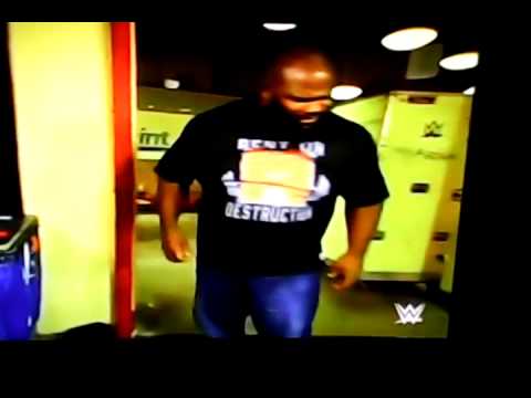 Mark Henry gets scared and punches Bo Dallas - YouTube
