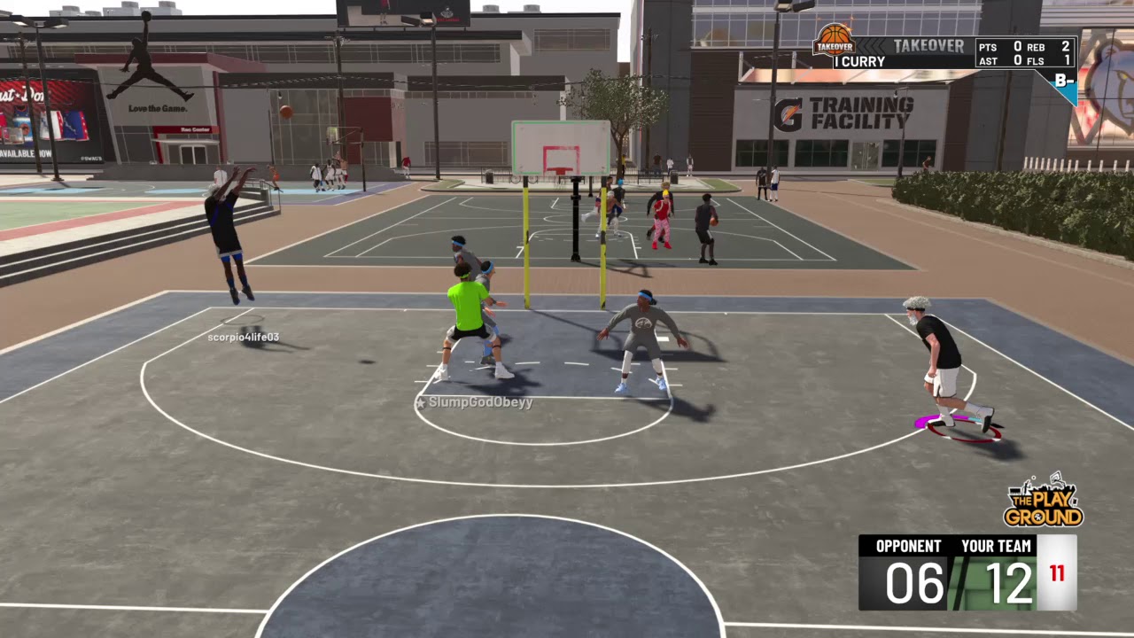 Center shoot 3 and makes it - YouTube