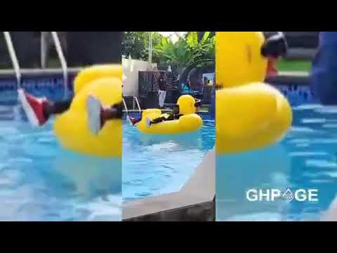 STONEBWOY FLAUNTING HIS CARS AND MANSIONS... - YouTube