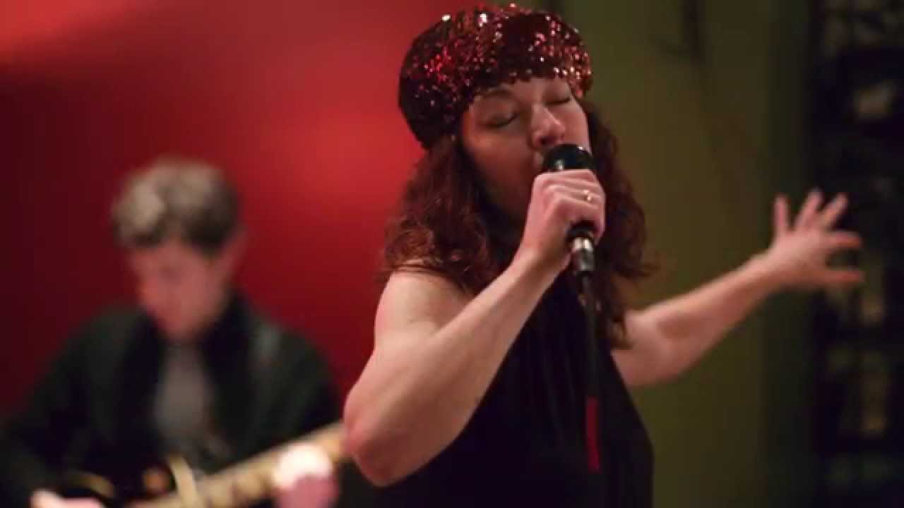 Shelly Rudolph Sings! - YouTube