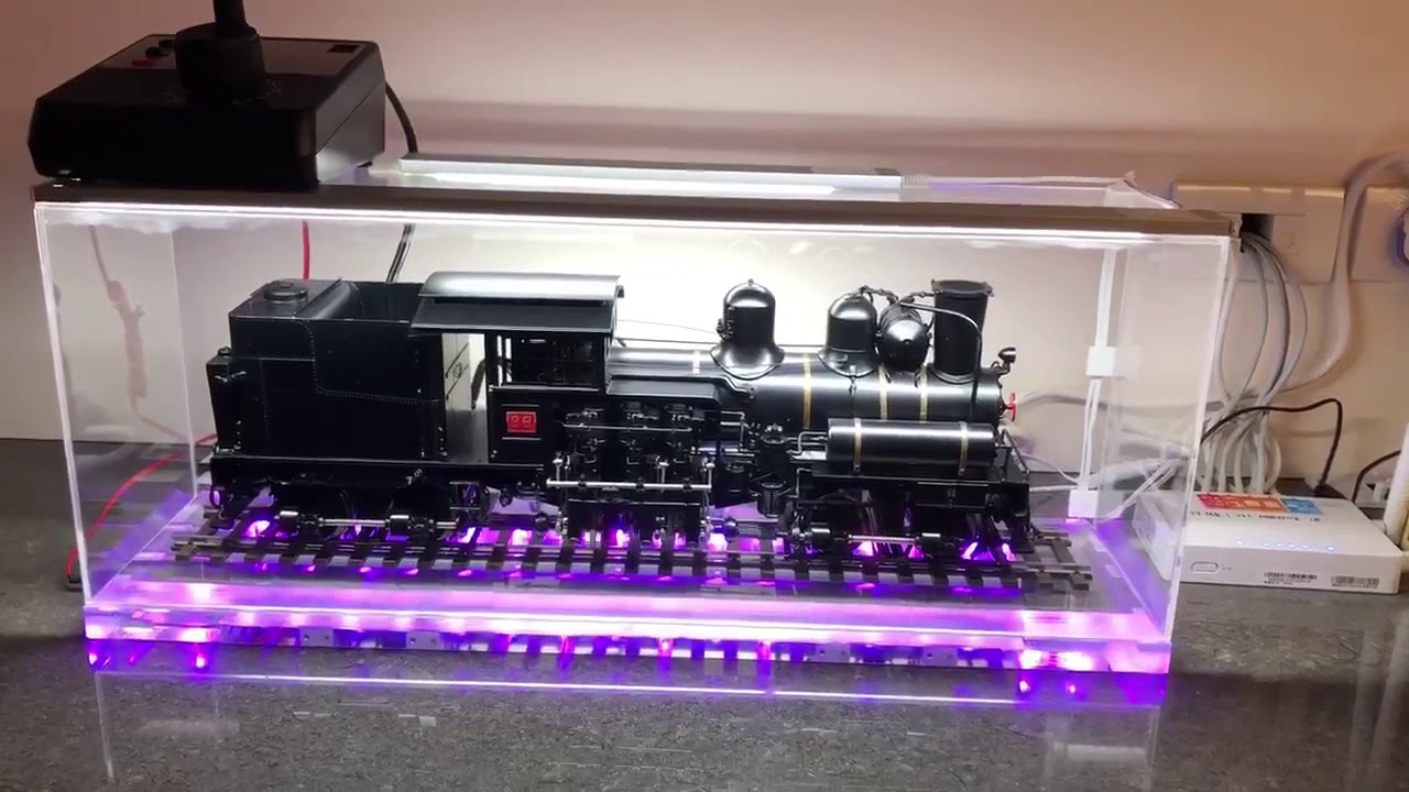 Installed the LED light with the RailStand G scale roller demo stand ...
