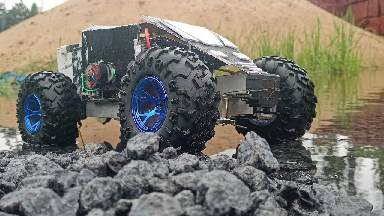 ⚫THE BLACK BULL ⚫| Monster truck ⚫ ⚫ | off-roading|| Robo garage - YouTube