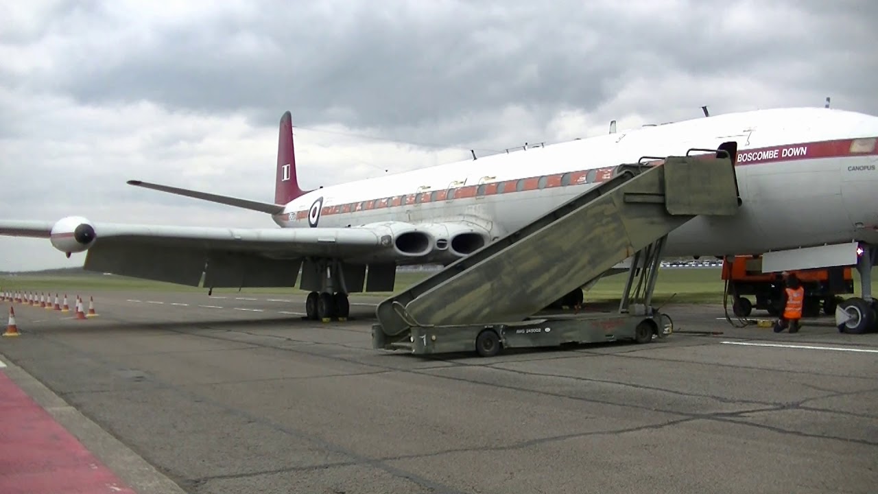 Static engine run of Comet Canopus XS235. April 2019 - YouTube