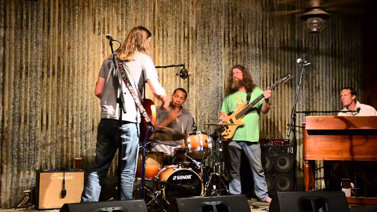 Dave McCracken/Ben Robinson/Ashley Sutton/Calvin Napper jam at HRO ...