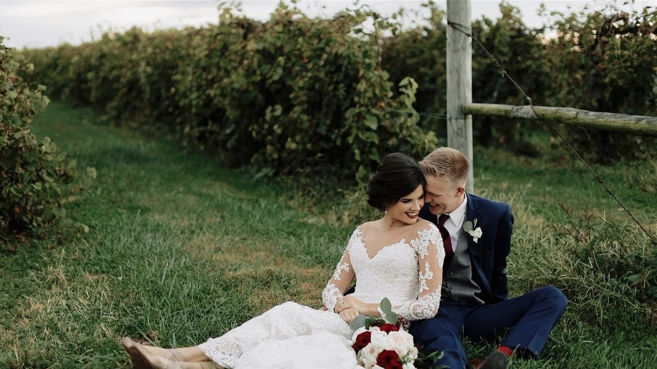 Gorgeous KY fall wedding at Talon Winery // Lexington, KY // Wedding ...