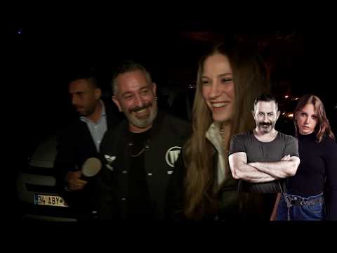 Cem Yılmaz, Serenay Sarıkaya'ya evlenme teklif etti