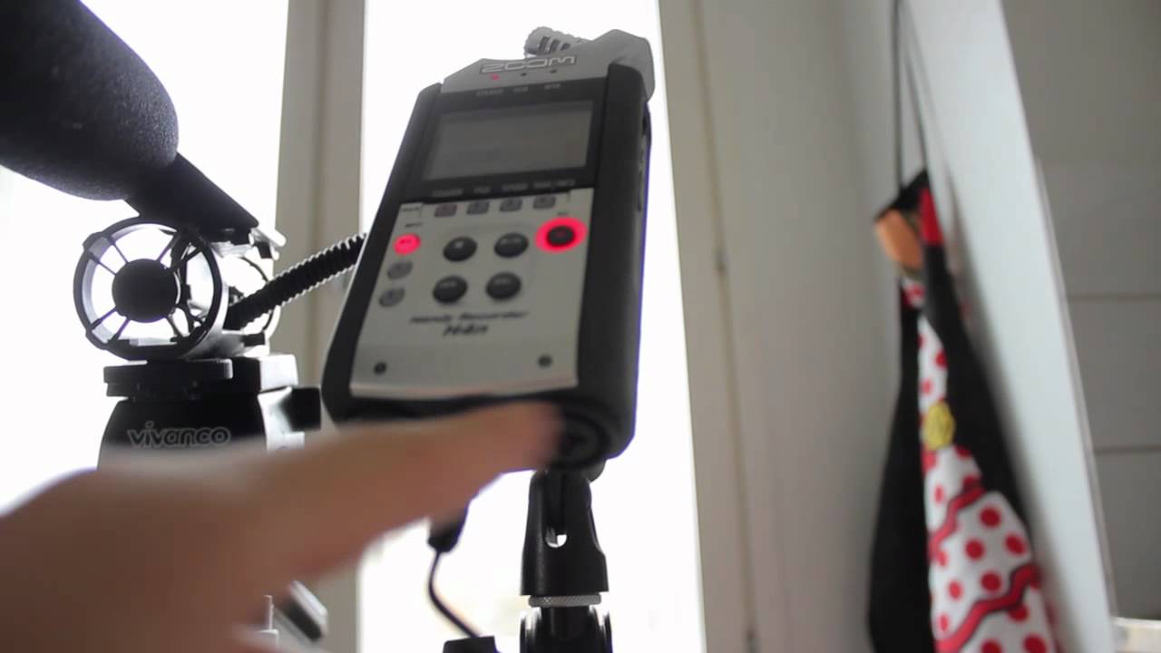 Zoom H4N with Rode Videomic - YouTube