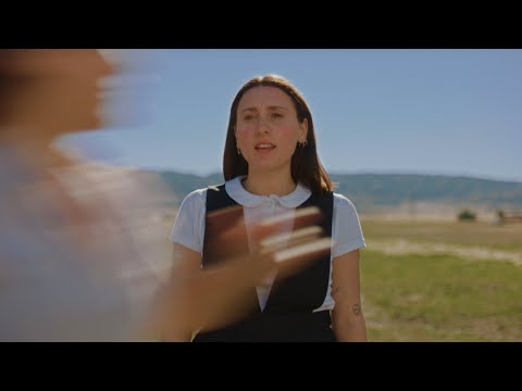 Carol Ades - Brunette Caroline (Official Video)