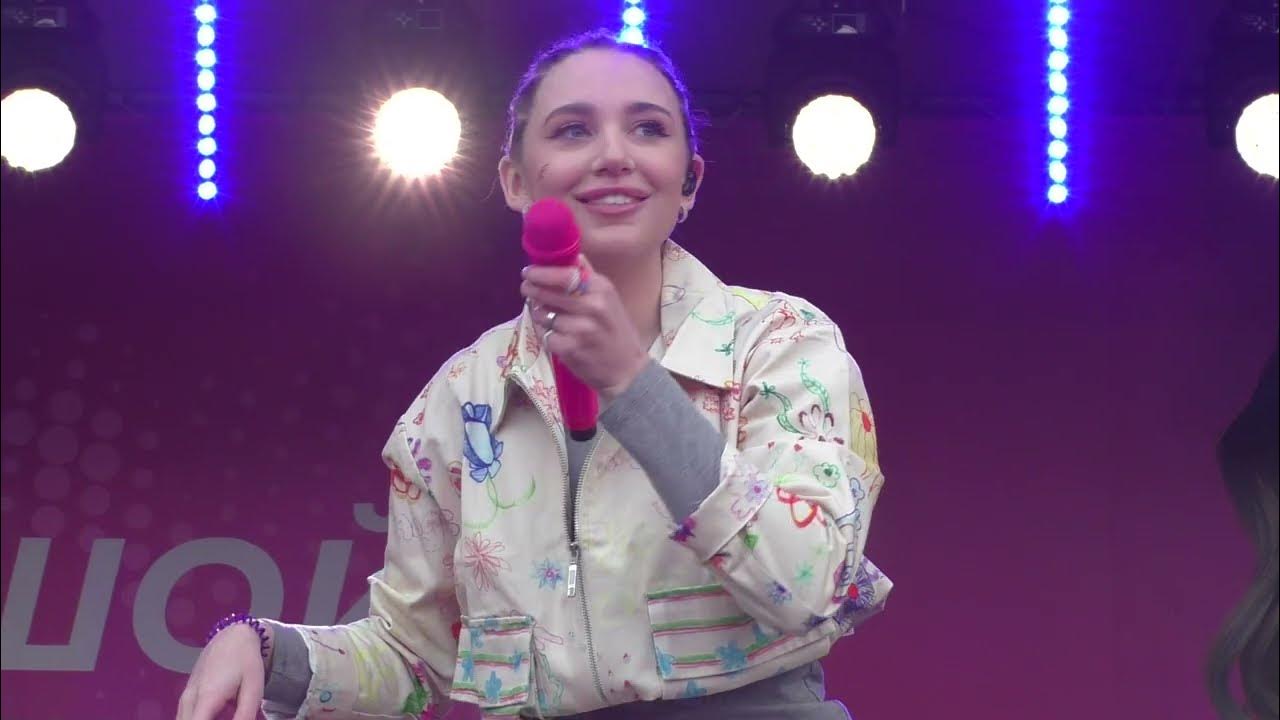 MIA BOYKA - Пикачу (ДР ТРЦ Планета, Пермь 22.04.2023) - YouTube