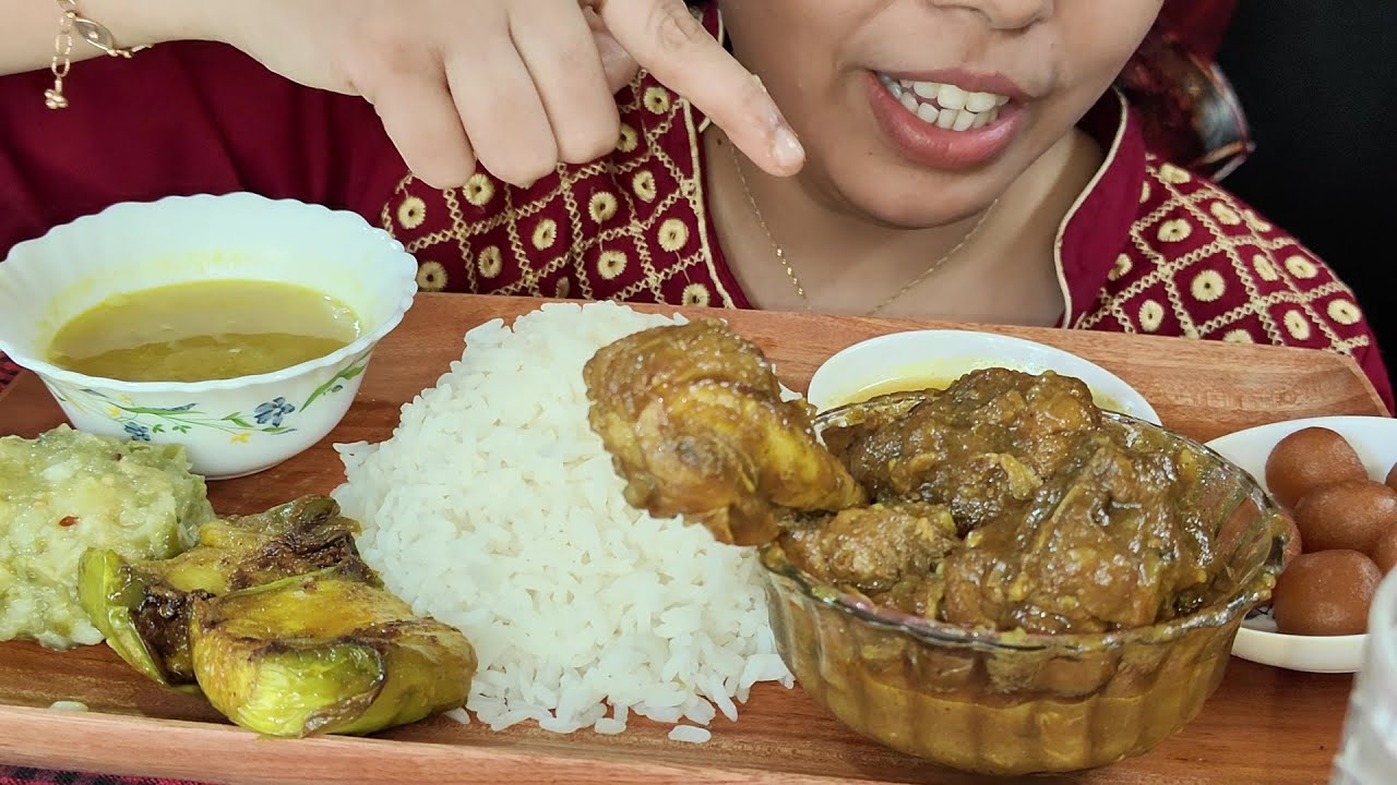 Big bites rice chicken curry begun bhaja alu bhate amra chutney begun ...