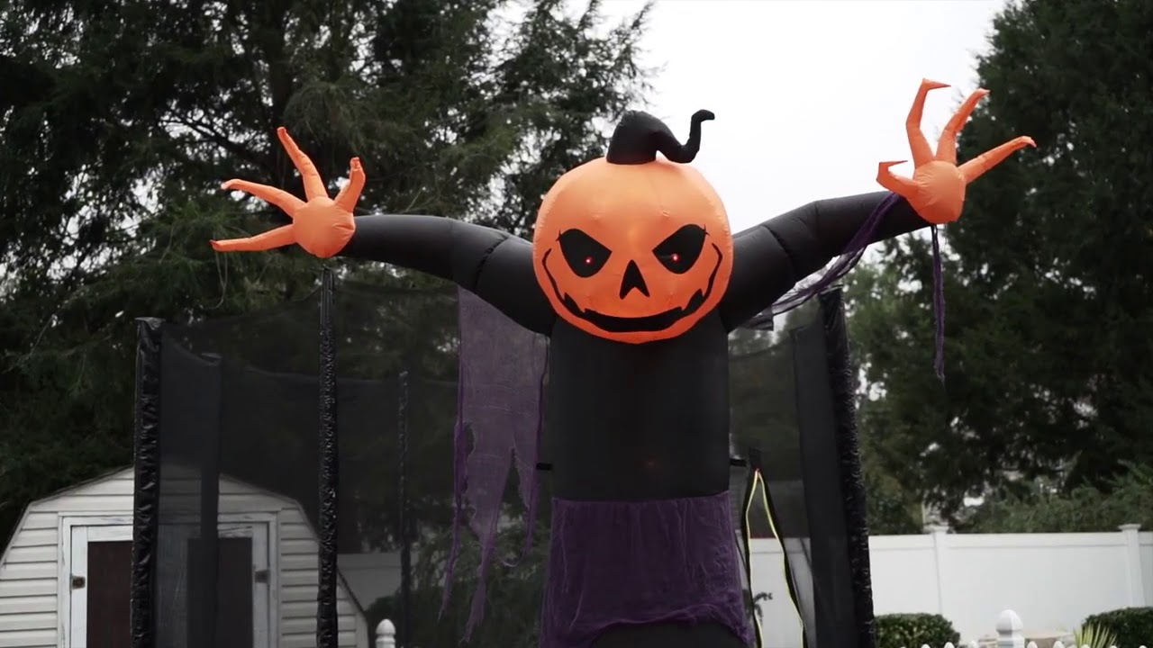 Pumpkin Reaper Airblown Inflatable Halloween 2020 4K unboxing - YouTube