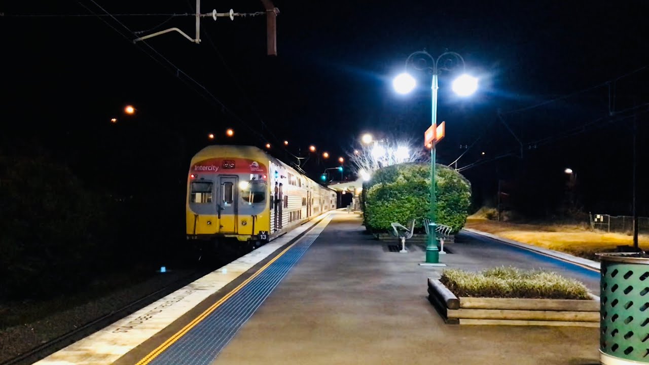 Trains at Medlow Bath (Blue Mountains) - YouTube