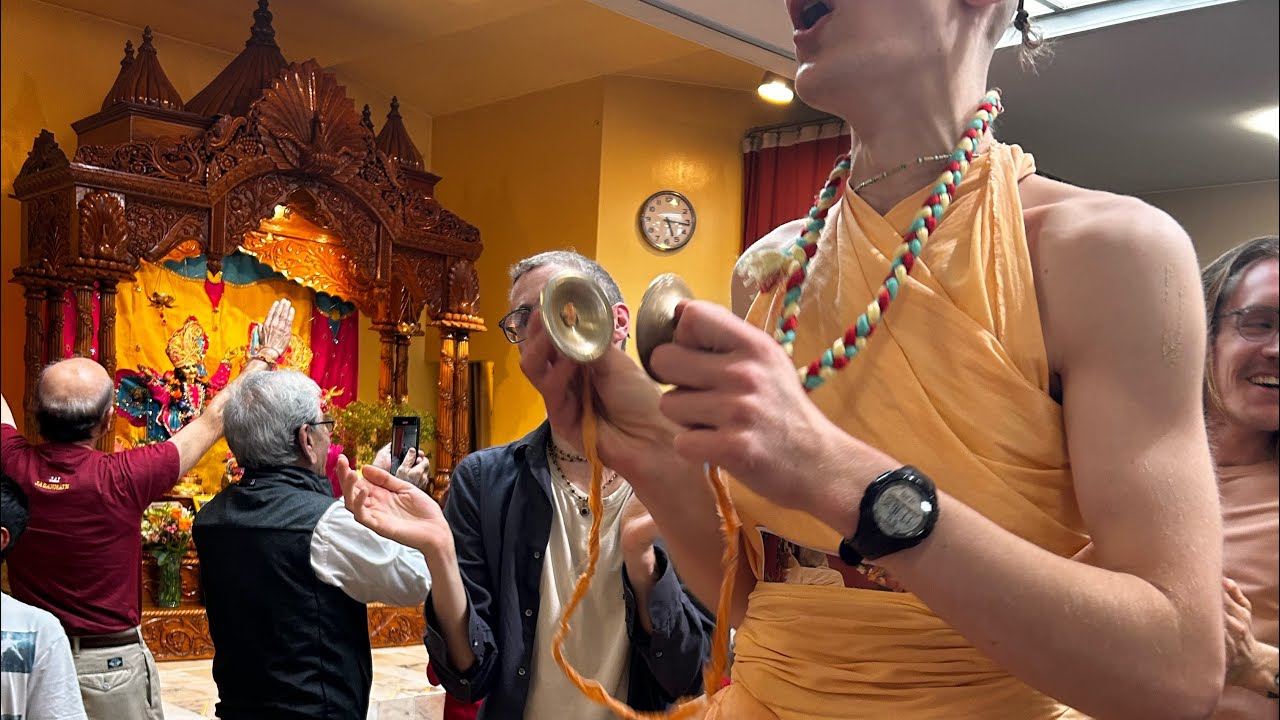 ISKCON DENMARK Sunday feast kirtan - YouTube