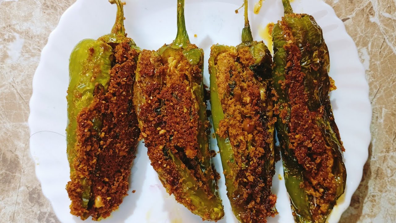 Bharli Mirchi/भरली मिरची/Stuffed Chillies/Easy, Quick And Simple Recipe ...