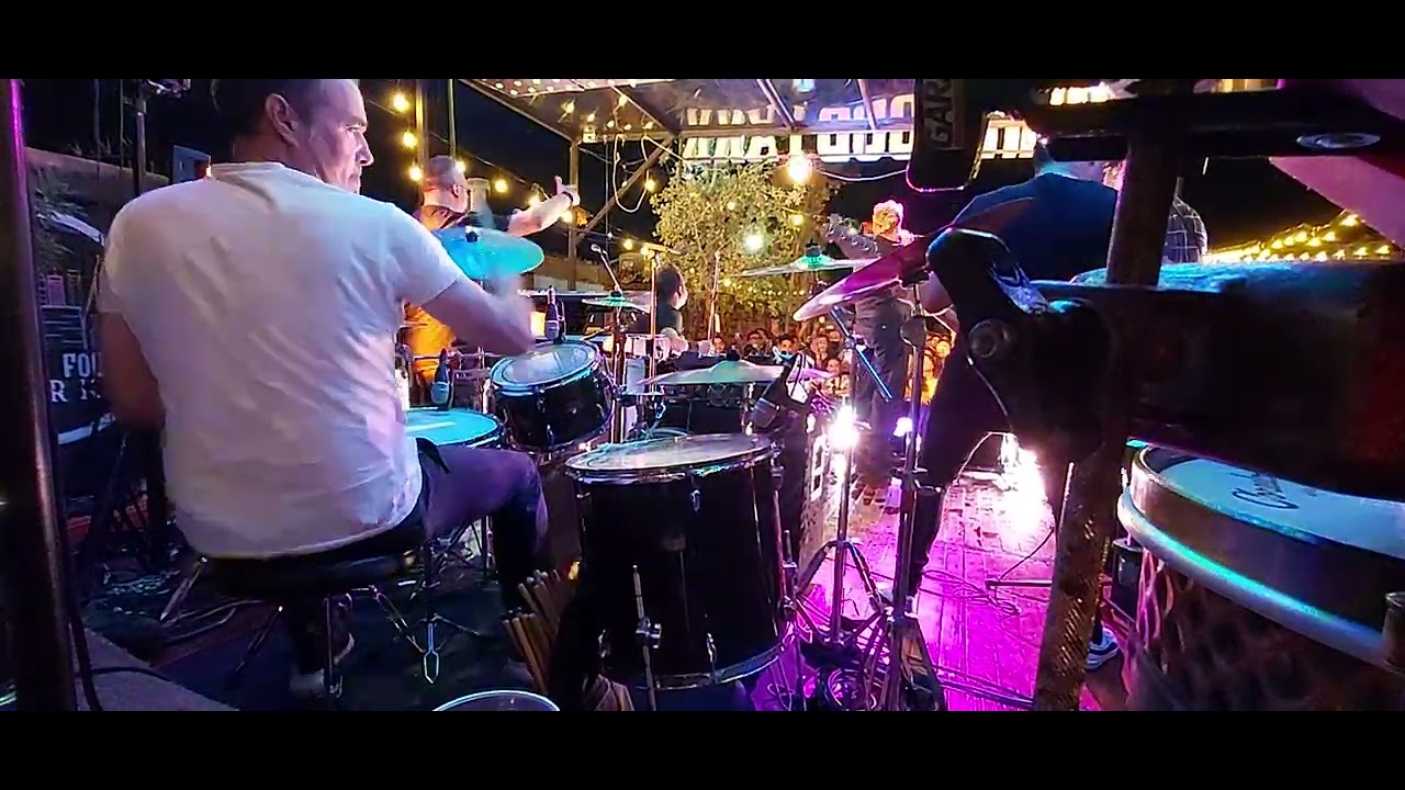 ZRDK - Platique con mi pistola feat. Fletch Saenz en #Urbanzada - YouTube