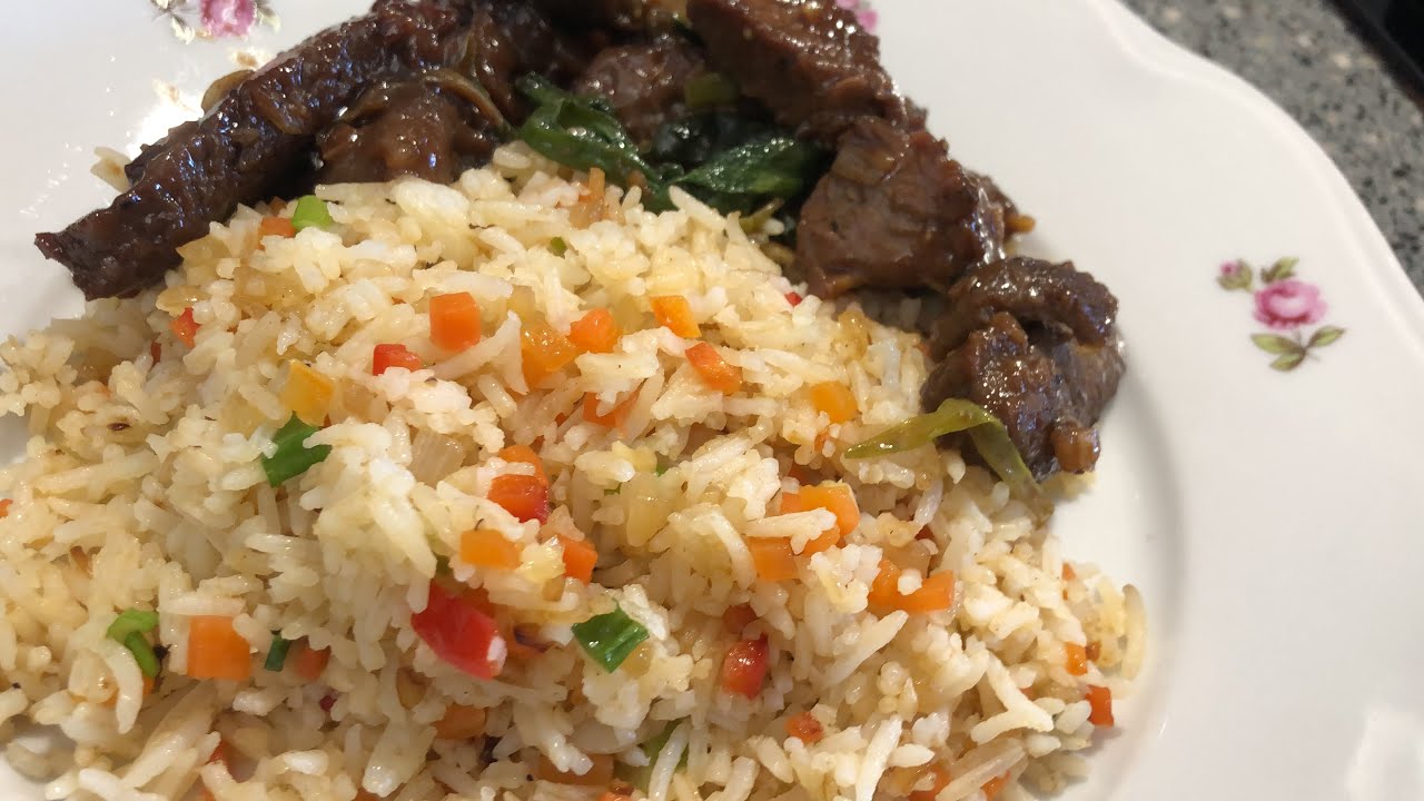 Shaking beef Bo luc lac with fried rice - YouTube