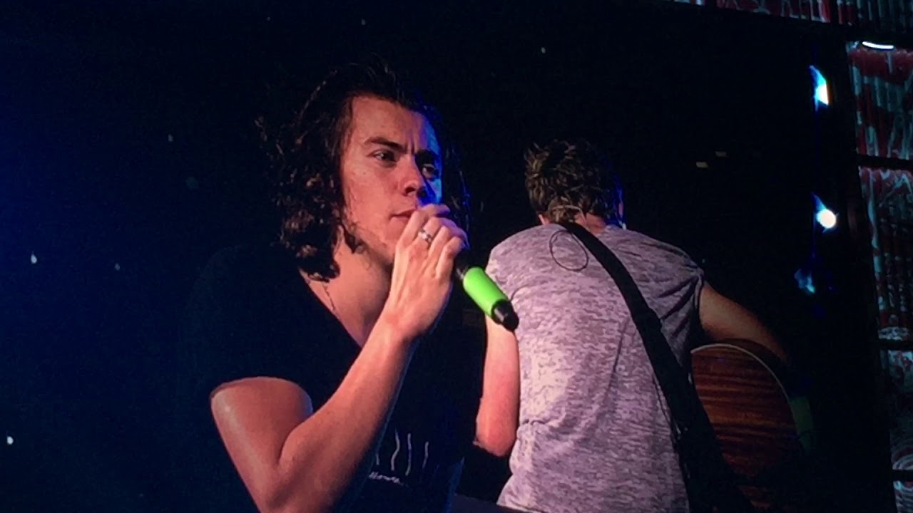 One Direction - Little Things 9/25/2014 - YouTube