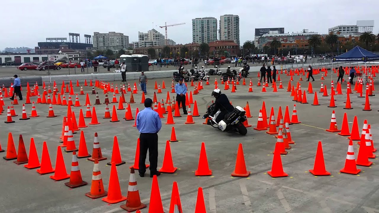“Police Motorcycle Skills Competition” en San Francisco 4 - YouTube