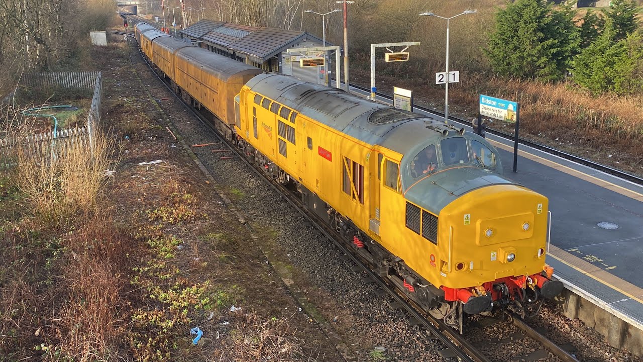 97304 & 303 working 3Q15 at Bidston, 11/1/22 - YouTube