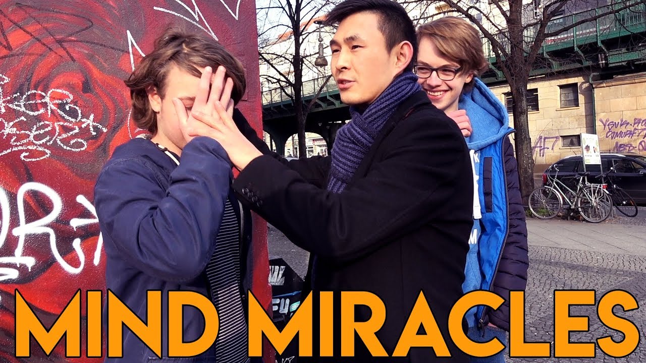 STREET HYPNOSIS - Straßenhypnose - Mind Miracles - YouTube