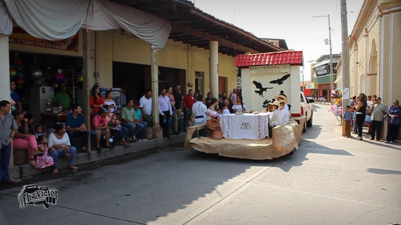Aguililla Michoacán Desfile 22 Junio 2017 The Victor Productions - YouTube