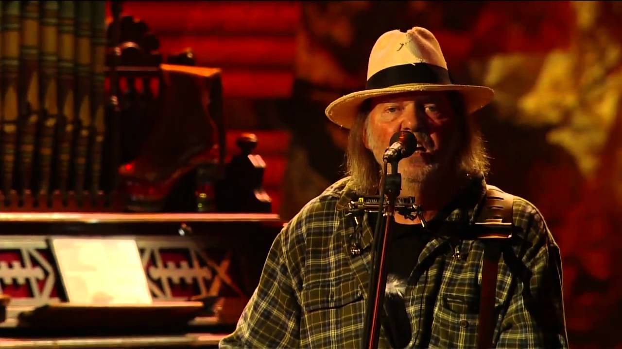 Neil Young - Long May You Run (Live at Farm Aid 25) - YouTube