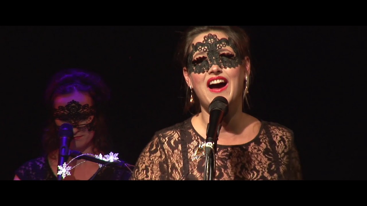 Diva Baara - Lásky se ptej (křest CD live in NoD Roxy) - YouTube