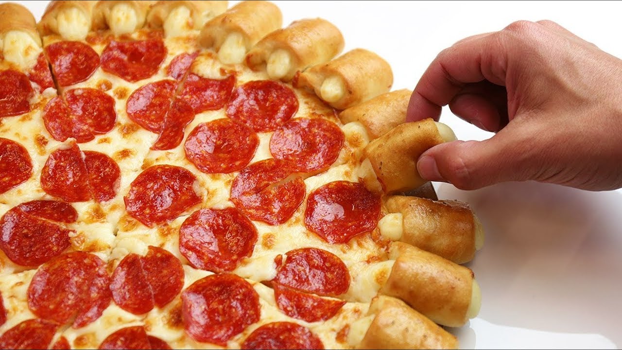 Pizza Hut Cheesy Bites Pizza (Spider-Man: Homecoming Edition ...