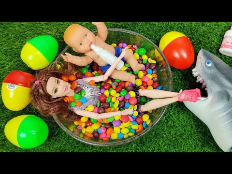Baths Full of Sweets with Peek a Boo Song Rhymes for Nursery Sing Along Baby Songs