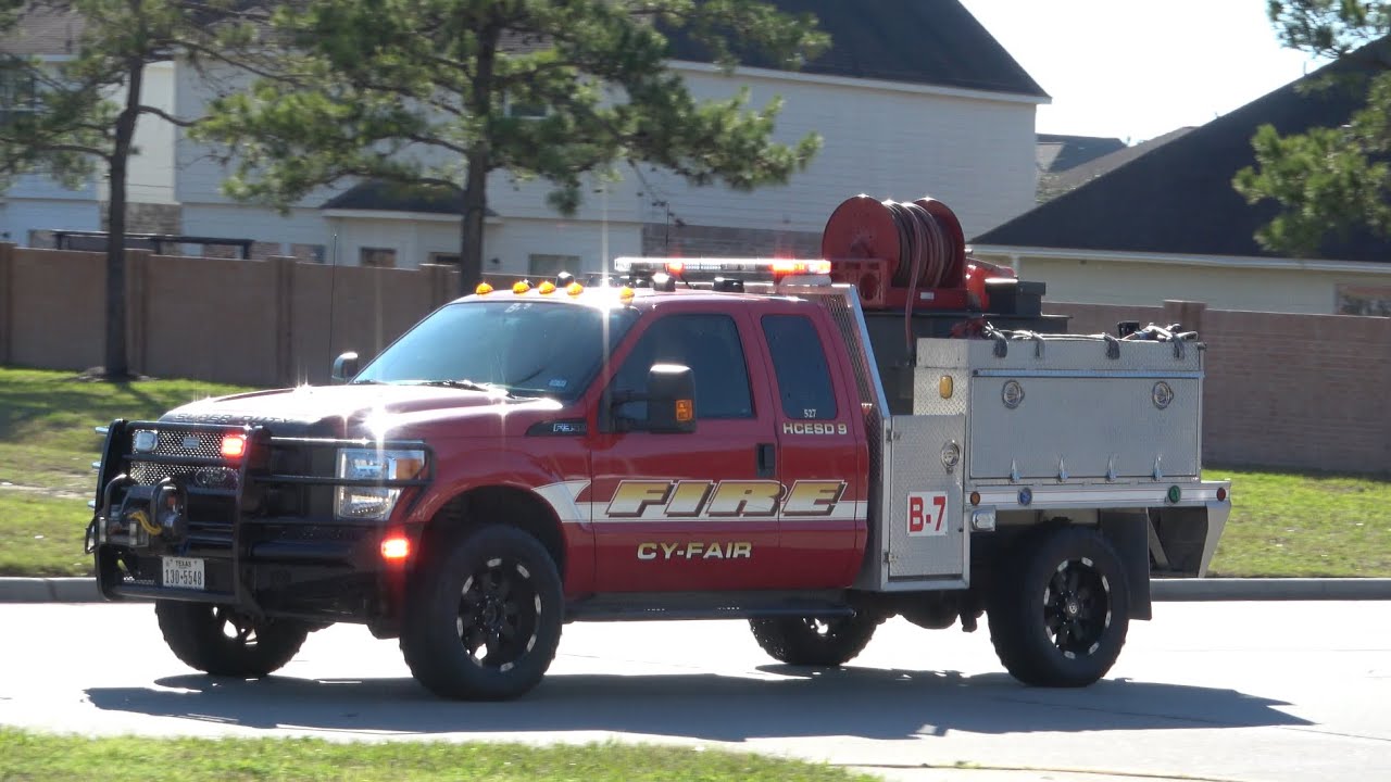 [Cy-Fair Fire Department] Booster 7 responding - YouTube