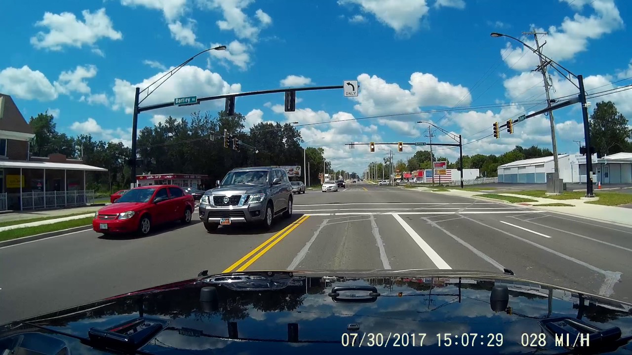 Double red light runners - YouTube