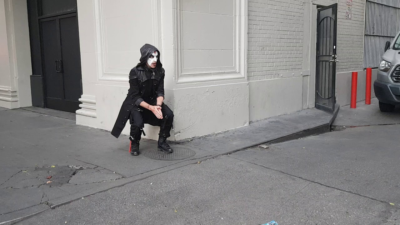 Miki Dark meets Wolfhound in Downtown L.A (watch till the end) - YouTube