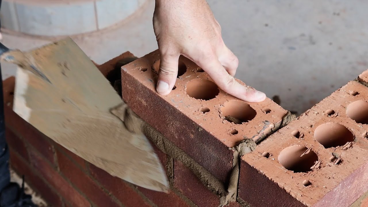 Building a Brick Corner With No Level & Tape - YouTube
