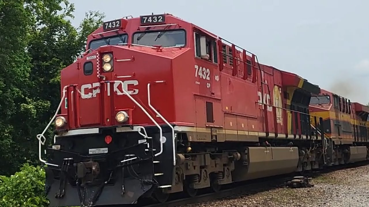 NB CSX Ethanol Train with CPKC leader! 6/1/25 - YouTube