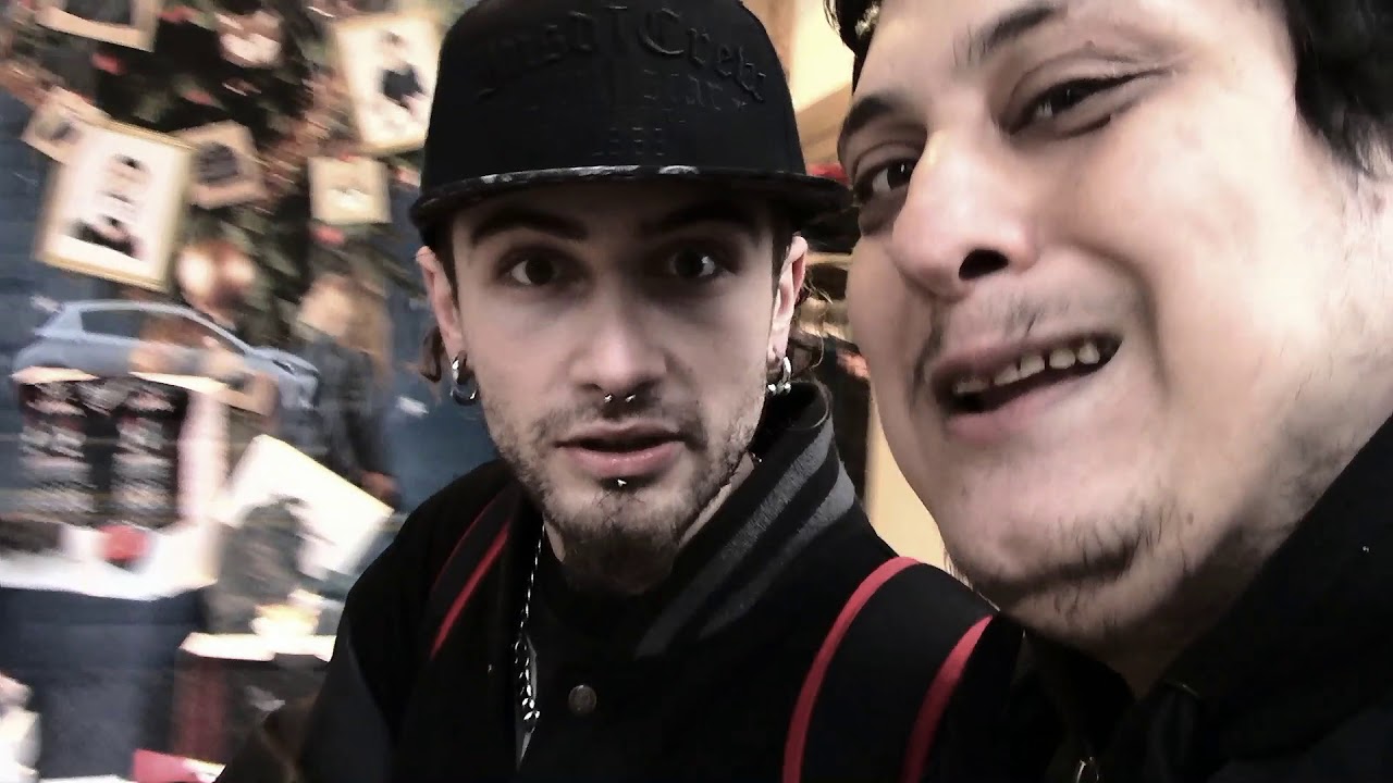 Perry Watt aka Sick Brain feat Adria The Reject - Don't follow me (prod ...