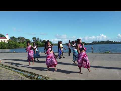 FLASH MOB NOSY BORAHA 2024  Office du Tourisme de Sainte Marie Madagascar