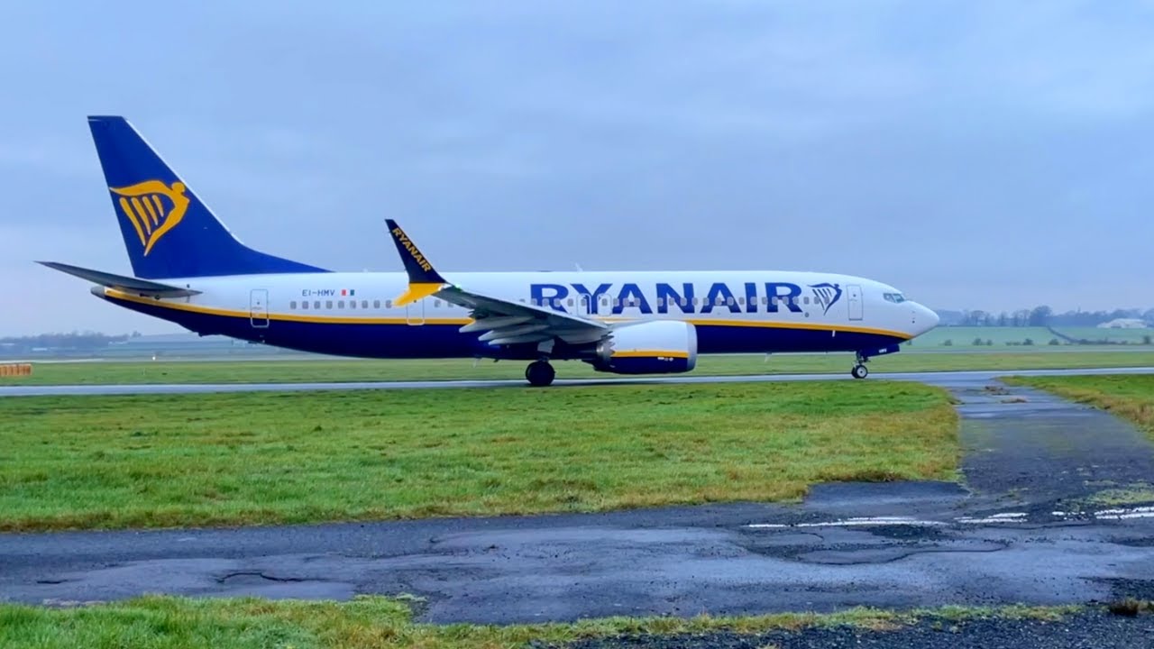 Boeing 737 MAX 8 Plane | Ryanair 737 MAX Take Off | @lukeyplanespotter ...