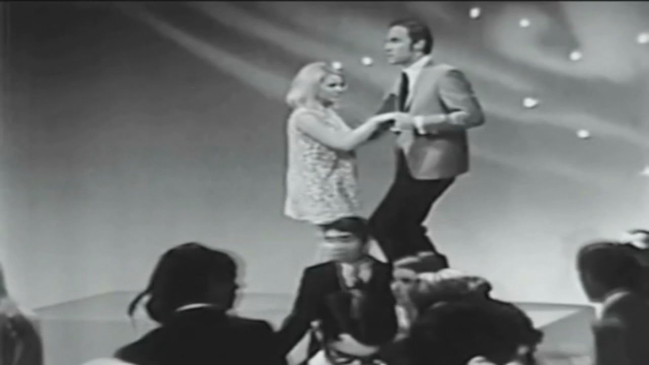 Studio Dancers - Jefferson Airplane, The Avant-Garde, John Fred, Tony ...