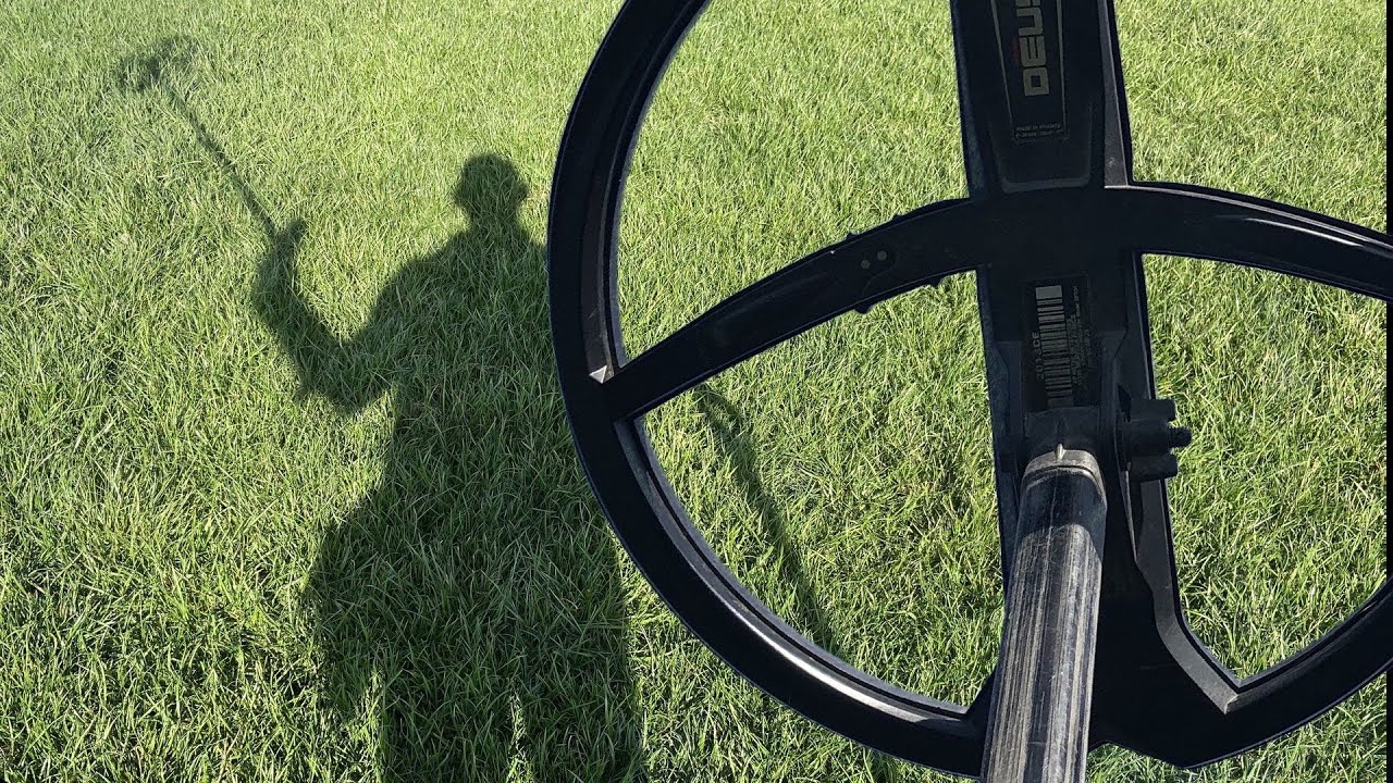 Metal Detecting in the Netherlands NR 69 - YouTube