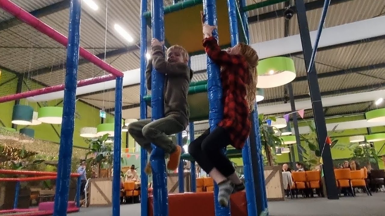 Monkey Town Reeshof Tilburg - YouTube