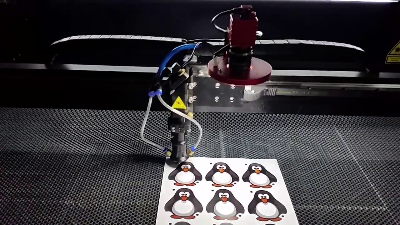 Nuova Macchina Laser CAM Camera MARK Point. - YouTube