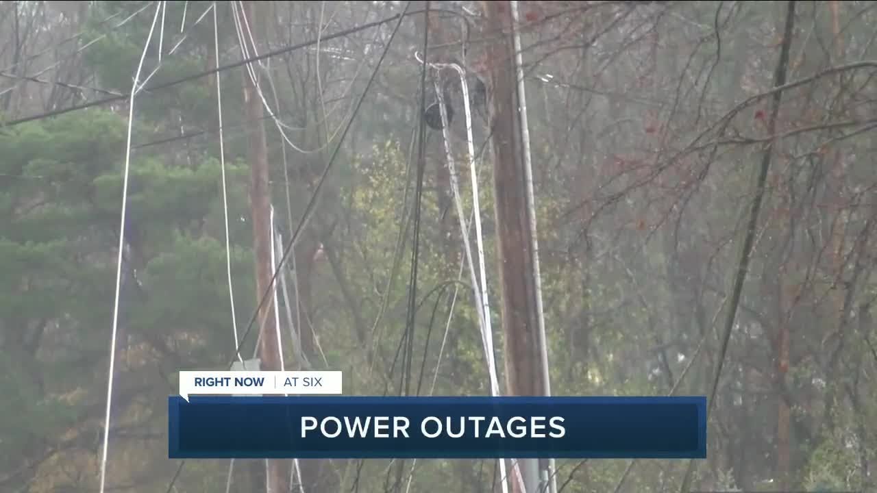 High winds cause damage, flooding, and power outages - YouTube
