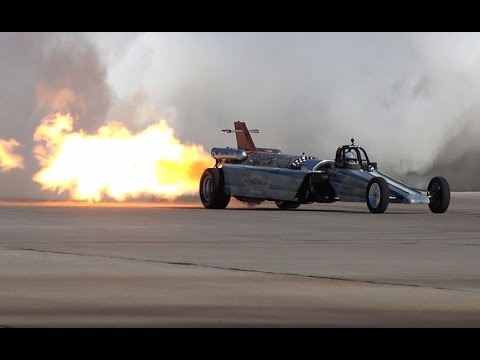 4K | Spectacular Race!JET CAR vs. JET AIRCRAFT at Aviation Nation 2016 ...