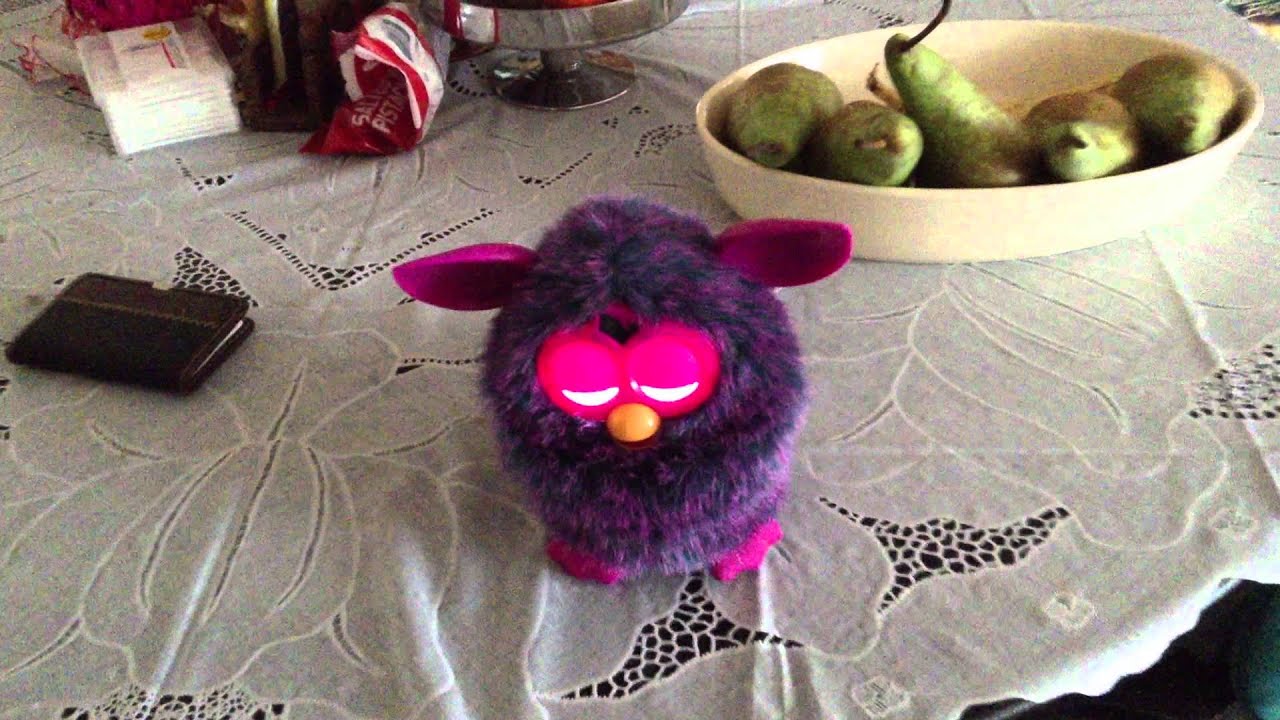 Furby singing - YouTube
