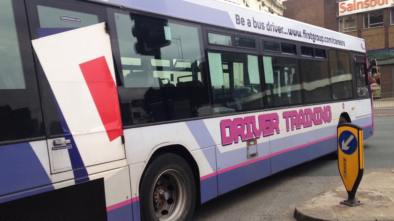 First Doncaster Training bus 60676 leaving Doncaster Frenchgate ...