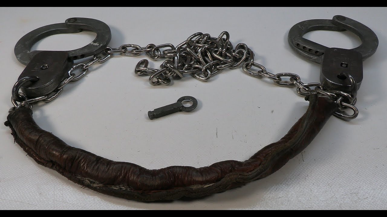 Horst Stein Moabit Typ 607 Bauchkette Handschellen Handcuffs Waist ...