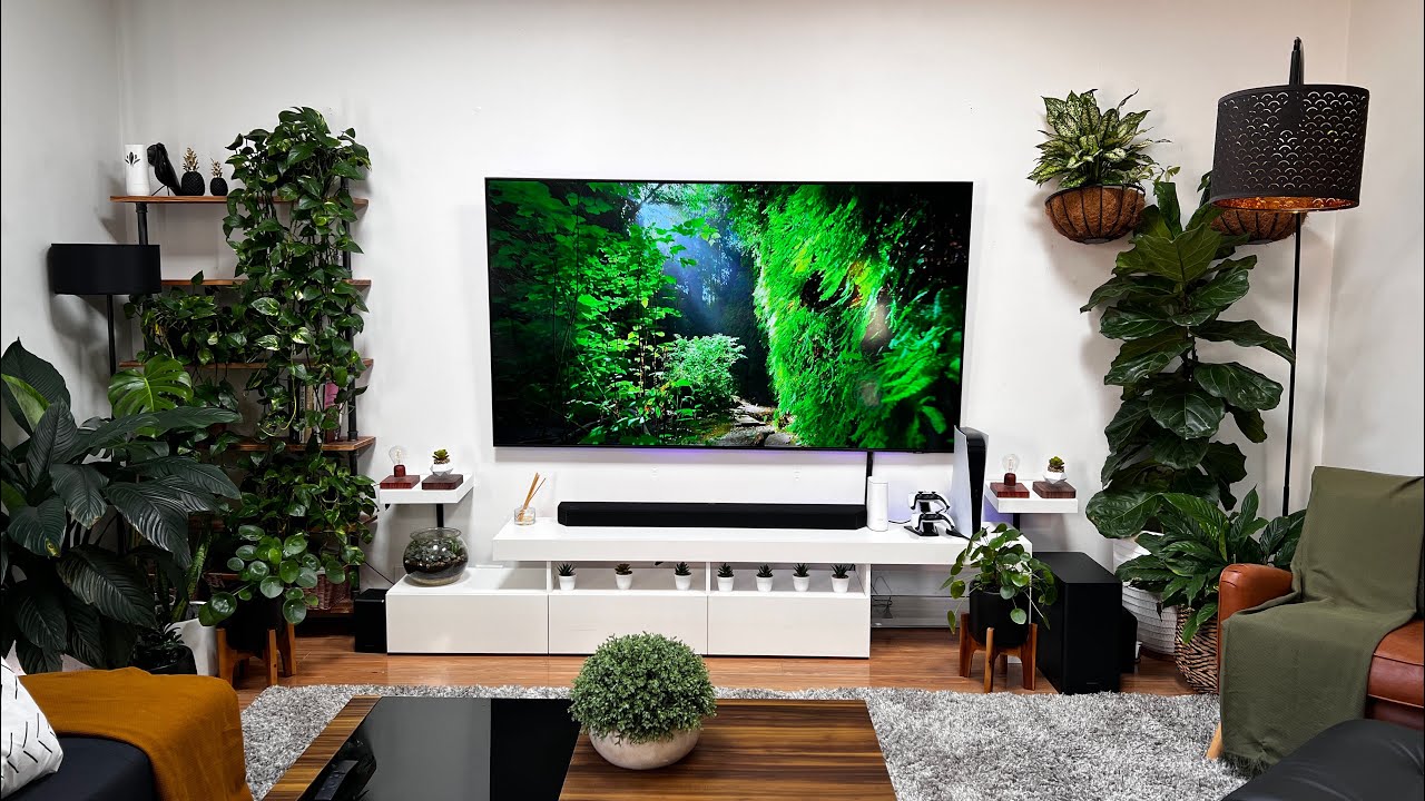 Inside The House of a Beginner YouTuber (House & Tech Setup Tour) - YouTube