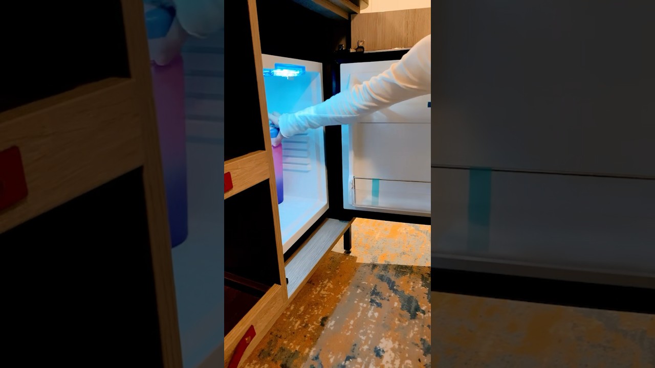 Part 2 of a normal aesthetic morning routine - YouTube