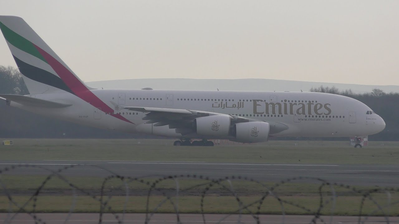 Emirates EK22 Airbus A380 Take-off - Manchester to Dubai - Valentines ...