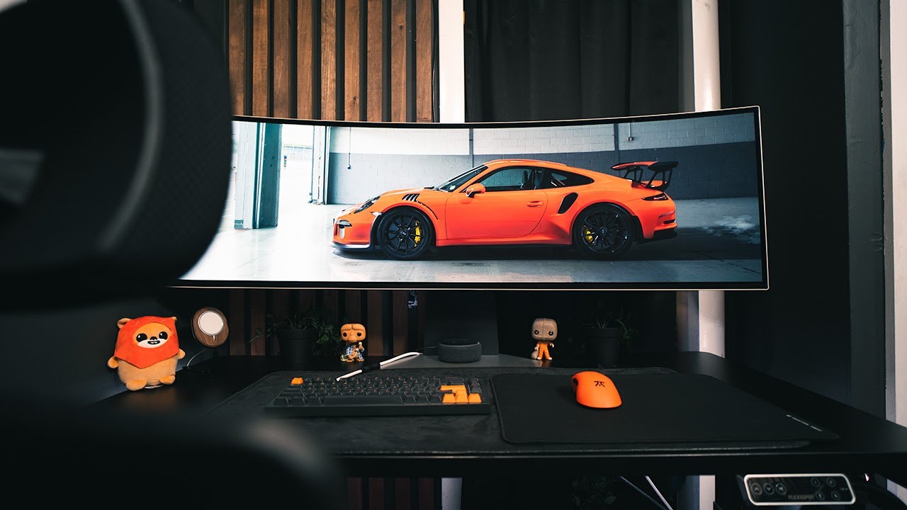 My Super Minimal Gaming Setup - YouTube